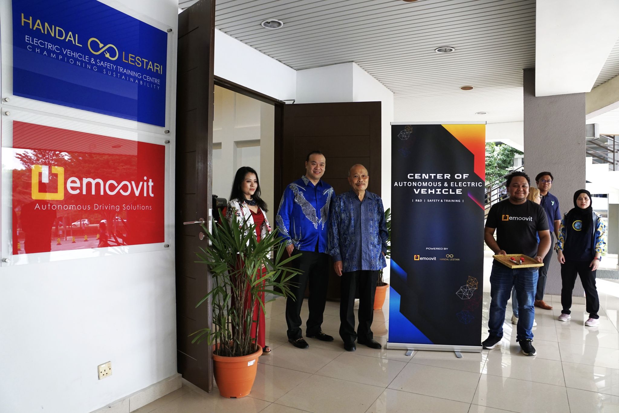Fueling Innovation and Collaboration:InnoEx Closing Ceremony & Visit to Handal Lestari’s ...